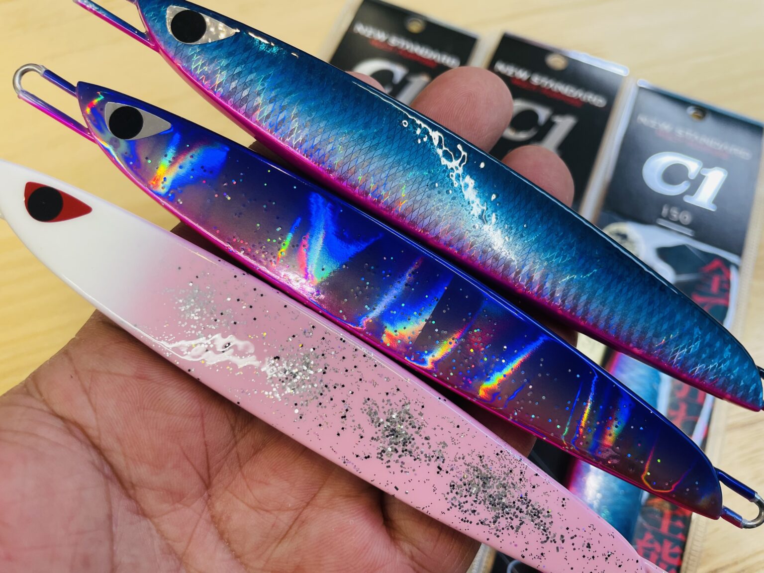 【CB ONE】サクラマスに効く！”C1 150g”&”Z4 150G” CB ONEオリカラが激アツ入荷！ - 道東の釣りならブルーマリン