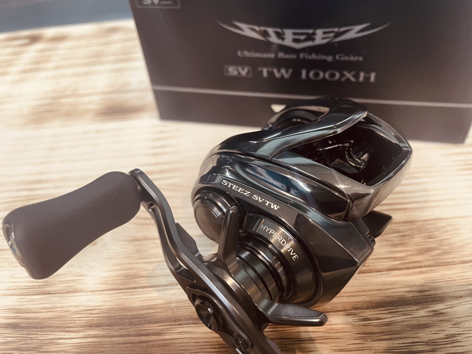 【DAIWA】2024新登場！”STEEZ SV TW 100XH” - 道東の釣りならブルーマリン