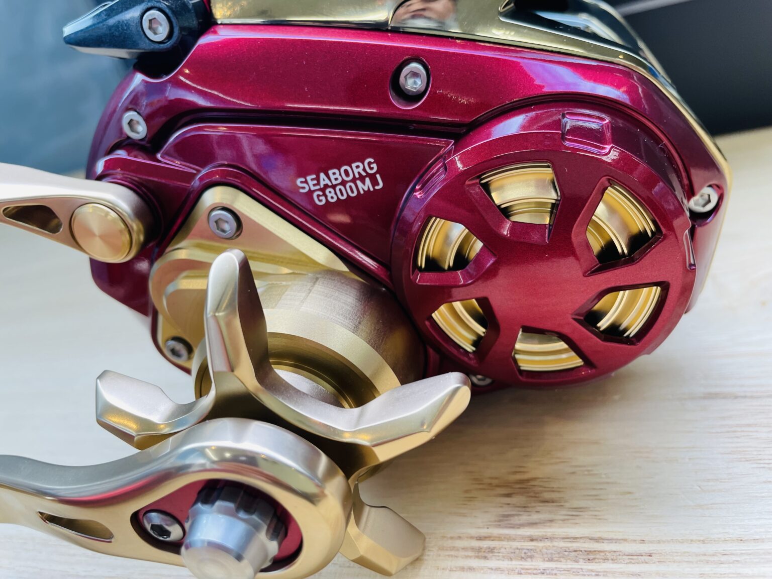 【DAIWA】”24シーボーグG800MJ”入荷！新たなモーターを搭載し、前作を上回るパワーが魅力！ - 道東の釣りならブルーマリン